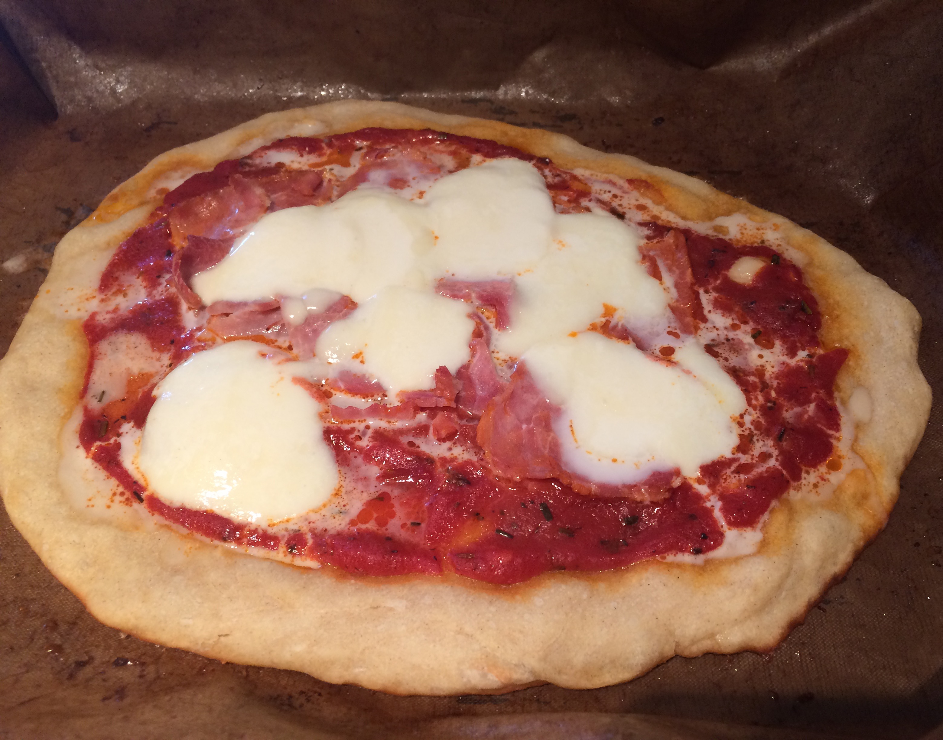 Pizza & Field Garlic Bread with Paola! – How to Cook a Weed